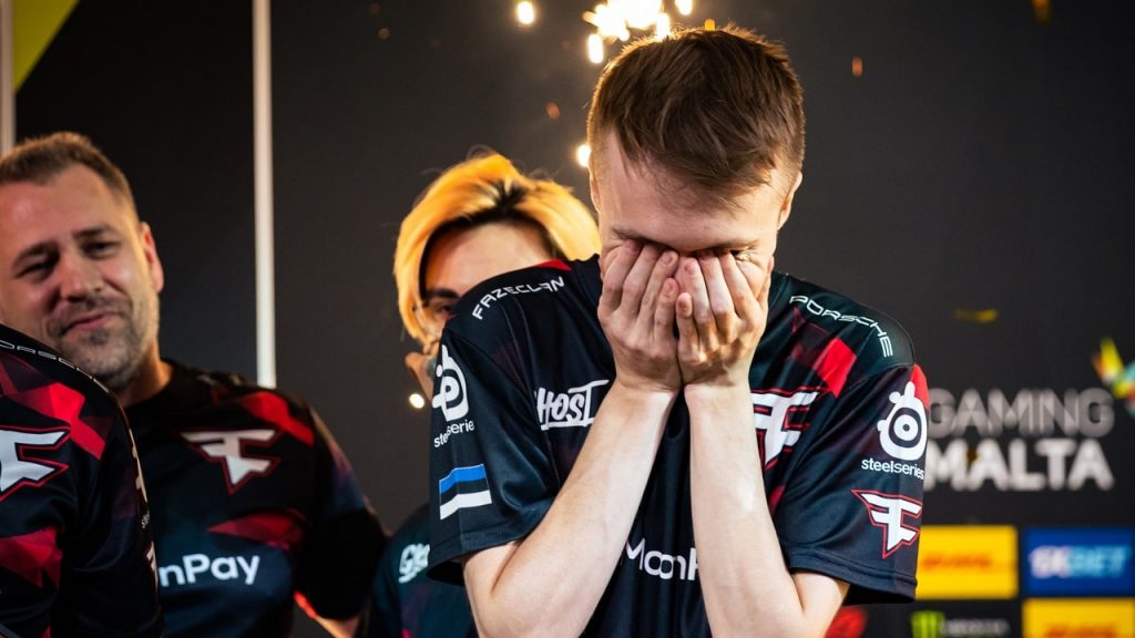 Сколько зарабатывают про игроки в CS:GO? Пример Робина «ropz» Коля