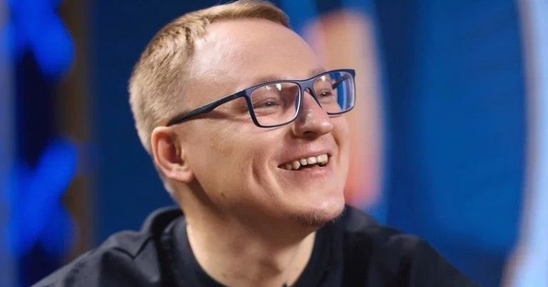 VooDooSh: биография стримера, стримы на твиче, телеграмм, фото